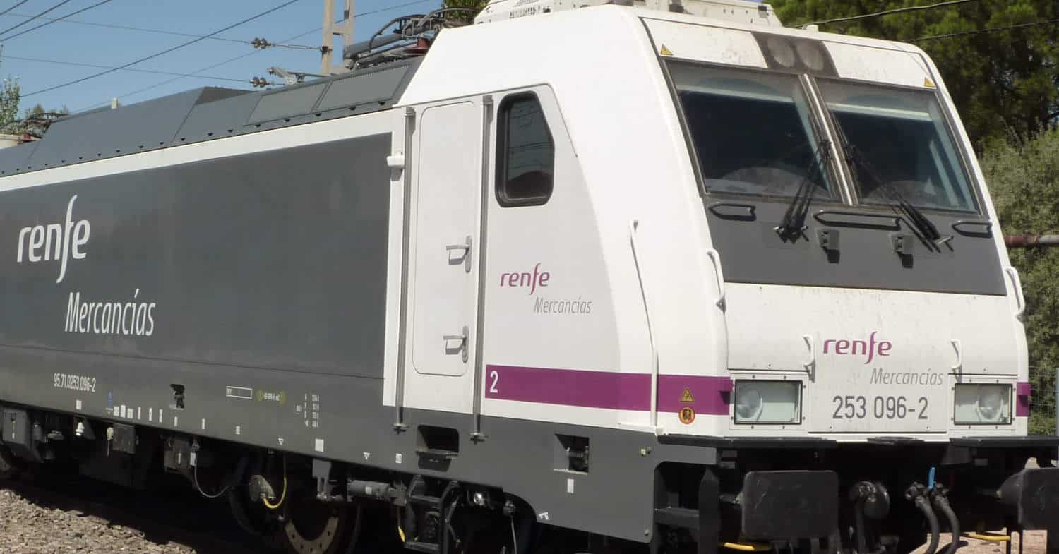 Renfe aprueba comprar hasta 18 locomotoras para mercancías