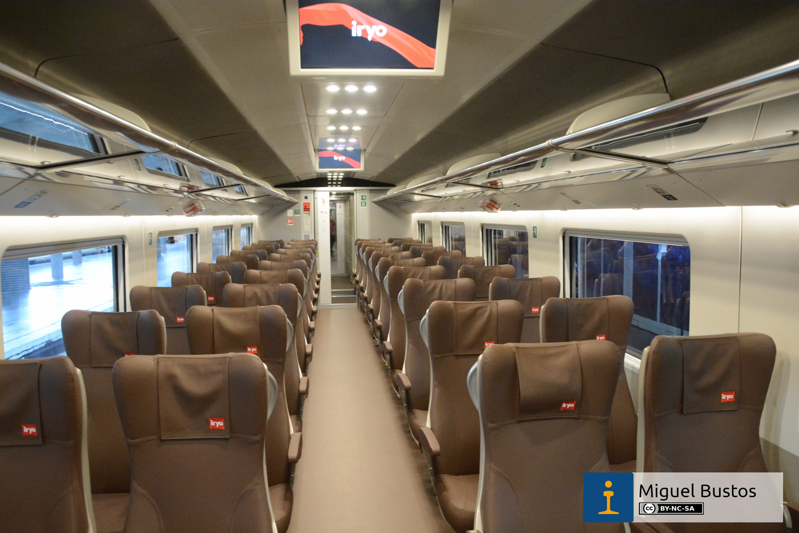 Interior de los trenes de la serie 109 "Frecciarossa 1000" - Trenvista