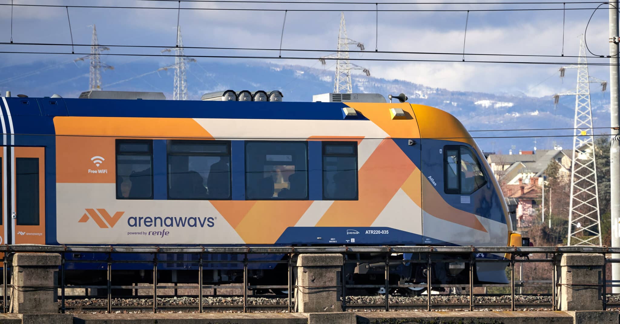 Arenaways transports 2,200 travellers in its first ten days